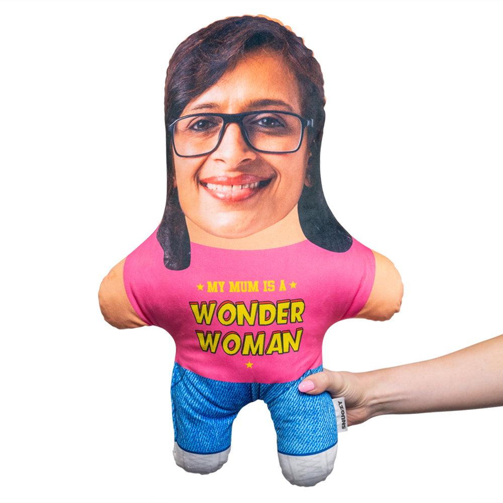 Wonder Woman Mum Face Pillow | Personalised Wonder Woman Gift – Snugzy